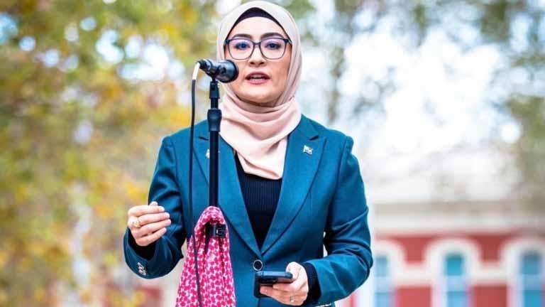 Muslim Australian MP Claims She Faced Pressure to Drink and Dance at Event